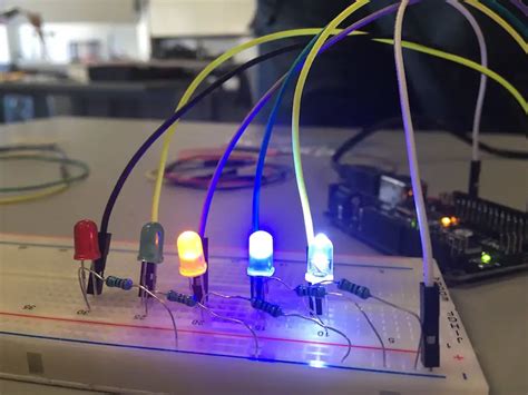 Caro Schüler brachten mit Arduino LEDs zum Leuchten