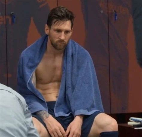 Pin By Meeessi On Hızlı Kaydedilenler Messi Funny Lionel Andrés