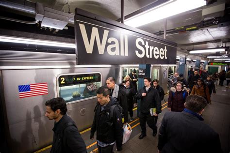 Kkr Surges 9 As Billionaires Henry Kravis And George Roberts Pioneer