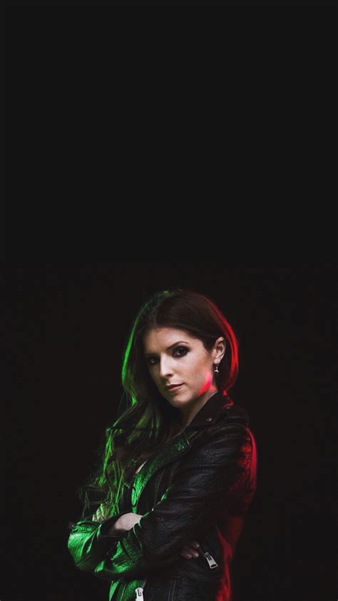 Anna Kendrick Iphone Wallpaper