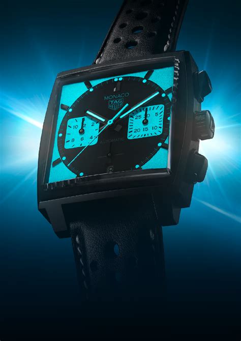 瑞士奢华制表品牌tag Heuer泰格豪雅推出全新配色泰格豪雅卡莱拉系列日历型腕表。 华丽通