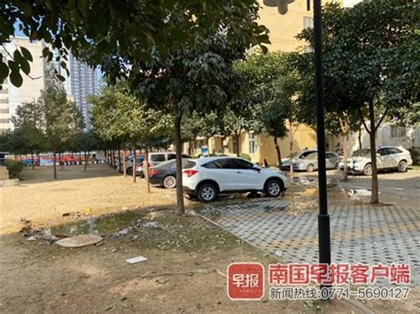南宁一小区管理遭遇“挂空挡”，原物管公司称已被欠费260万元业主