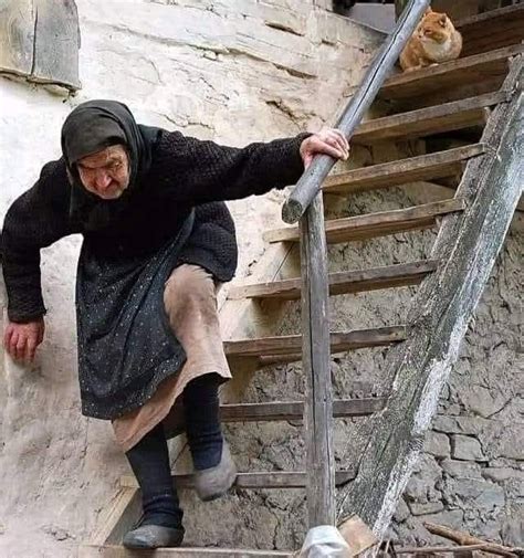 Mastilo Mk Умира една генерација од железо за да ѝ отстапи место на генерацијата од стакло