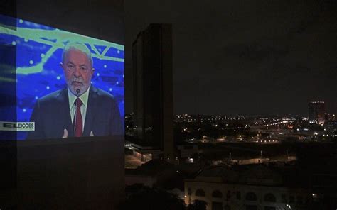 Análise Bolsonaro A Tchutchuca Do Centrão é Agora Também A