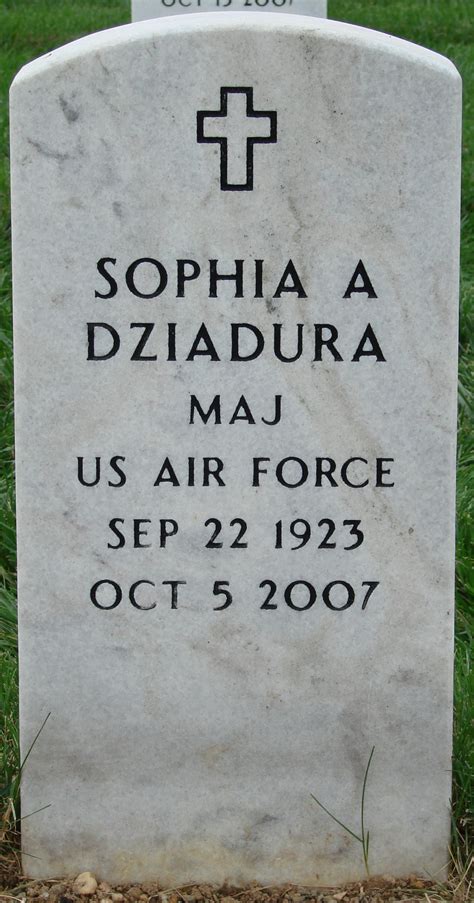 Maj Sophia Adele Dziadura 1923 2007 Monumento Find A Grave