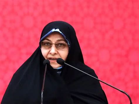 انسیه خزعلی، معاون رئیسی باید خانواده با سبک اسلامی ایرانی را در جامعه