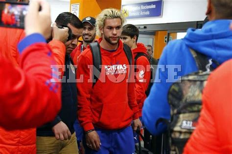 Llega Chivas A Monterrey Con Todo Y Cade Cowell
