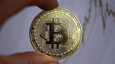 Bitcoin Aidé Par Les Incertitudes économiques Le Bitcoin Franchit De