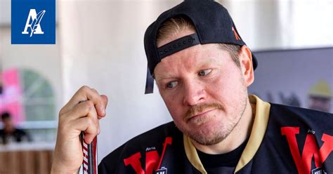 Petri Kontiola Harkitsee Pelaajauransa Jatkoa Aamulehti