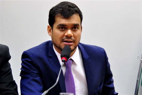 Deputado Federal Expedito Netto alerta que homens são maioria entre as vítimas de suicídio
