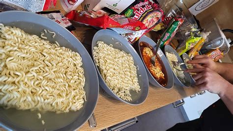 Hot Spicy XDEV Instant Ramen