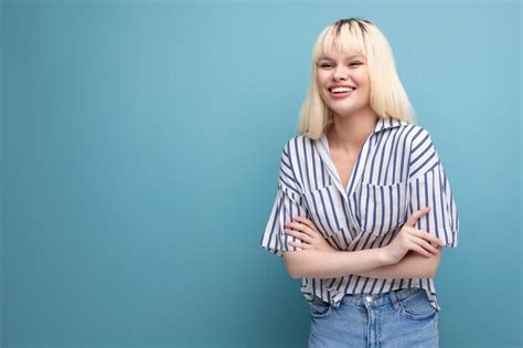 Premium Photo Blond Caucasian Smiling S Woman In Striped Shirt On