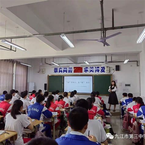 守“拙”初心，且“慢”且行作文刘林煜思考