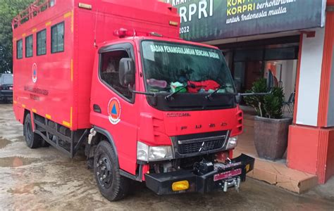 Infopublik Pemprov Sumbar Kirim 13 Ton Paket Rendang Untuk Korban