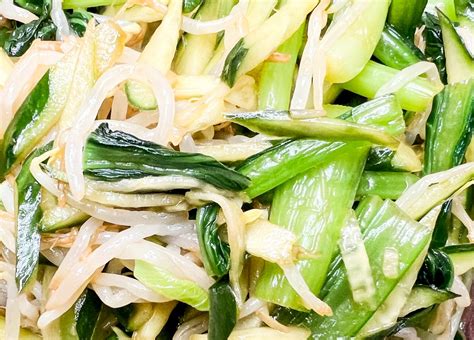 うしろ On Twitter Rt Sinyasai 骨や歯を健康にしたいなら 小松菜食べてーーーーッ！ 小松菜食べてーーーーッ