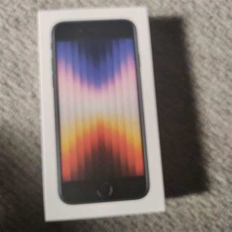 Iphone Se 第3世代 ミッドナイト 64 Gb Simフリー メルカリ