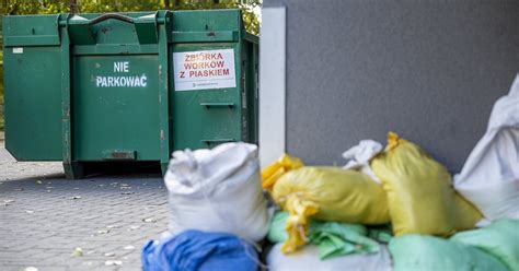 Powoli Kończymy Popowodziowe Porządki Zbieranie Worków Z Piaskiem
