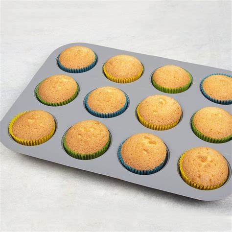 12 Cup Silicone Muffin Pan Non Stick Bakeware For Perfect Cupcake