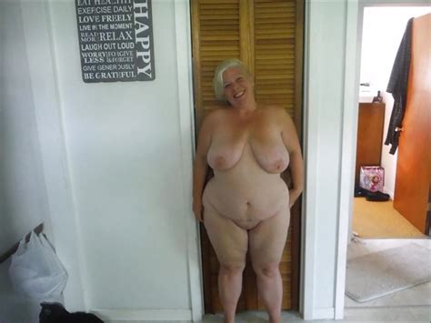 Omafotze Massive Fotosammlung Von Nackten MILFs XHamster