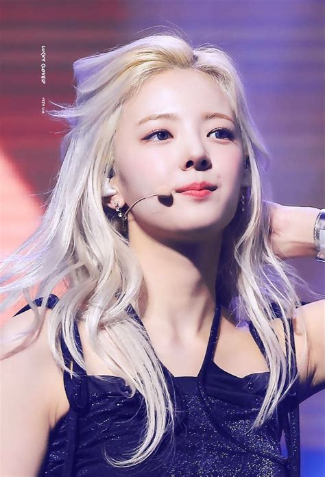 Kpop Girl Groups Kpop Girls Princess Lia Wattpad Jennie Blackpink