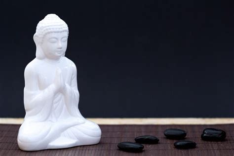 Qanda Sunday Feng Shui Professionals — Anjie Cho
