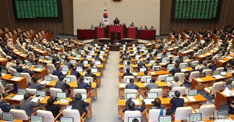 속보 자녀 상속공제 확대·최고세율 인하 상속·증여세법 부결