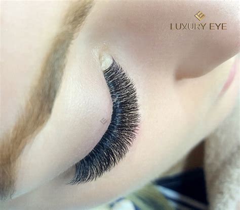 To Lash Or Not To Lash Considering The Pros And Cons Of Eyelash Extensions