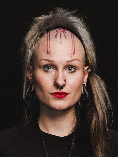 16 Women Show The Beauty In Body Modification Body Modifications Unique Body Piercings Half