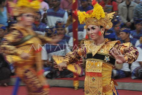 Tari Legong Muani Antara Foto