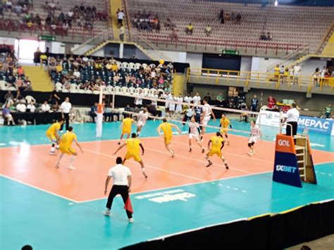 De Virada Rede Cuca Vôlei é Superada Pelo Araguari Na Superliga