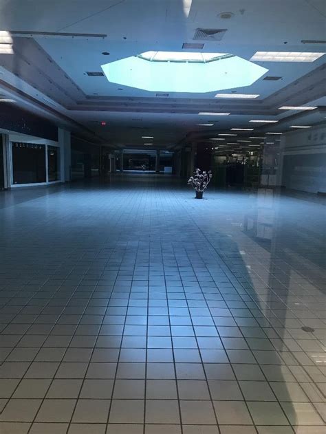 The Phillipsburg Mall Has Definitely Seen Better Days Rdeadmalls
