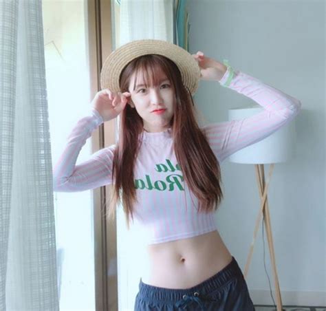 ‘폭풍 다이어트로 군살 하나없는 ‘개미허리 완성한 전효성 근황 인사이트