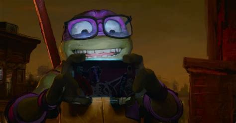 Is Donatello A Girl In Tmnt Mutant Mayhem