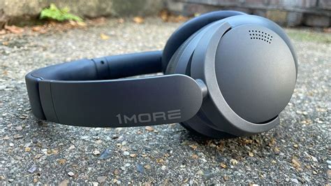 Best Noise Cancelling Headphones 2024 Cnet Amye Latashia
