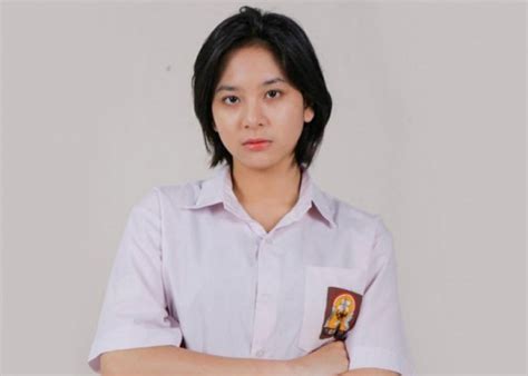 Mengenal Ancika Kekasih Baru Dilan Pengganti Milea
