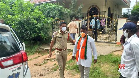 Hyderabad Bjp Protests Against Layout Regularisation Scheme Gallery Social News Xyz