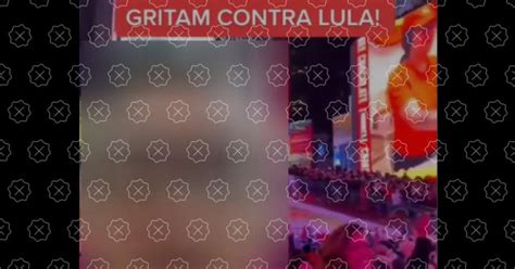 Vídeo Em Que Público Grita Lula Ladrão Na Times Square é De Novembro