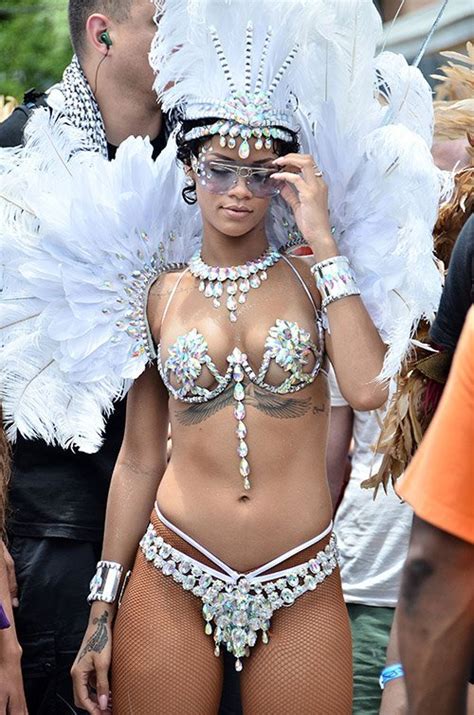 Naughty Rihanna Shesfreaky