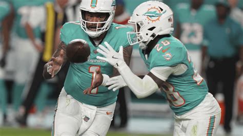 Dolphins Keep Playoff Hopes Alive With 29 17 Win Over 49ers