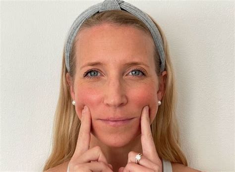 The 5 Best Face Yoga Exercises For Ageless Sculpted Skin — Eat This
