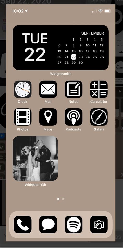 Black And White Ios 14 Background Check Out This Fantastic Collection Of Ios 14 Wallpapers