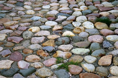 무료 이미지 잔디 록 조약돌 벽 마노 흙 돌담 자료 파편 자갈 둥근 돌 시냇물 침대 바닥 노면 5998x4000 133236 무료