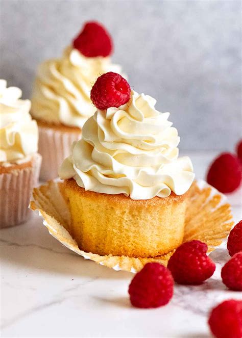 Vanilla Cupcakes That Actually Stay Moist Recipetin Eats