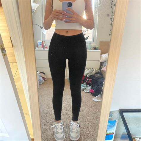 Black Lululemon Leggings Not Sure Of The Style Depop