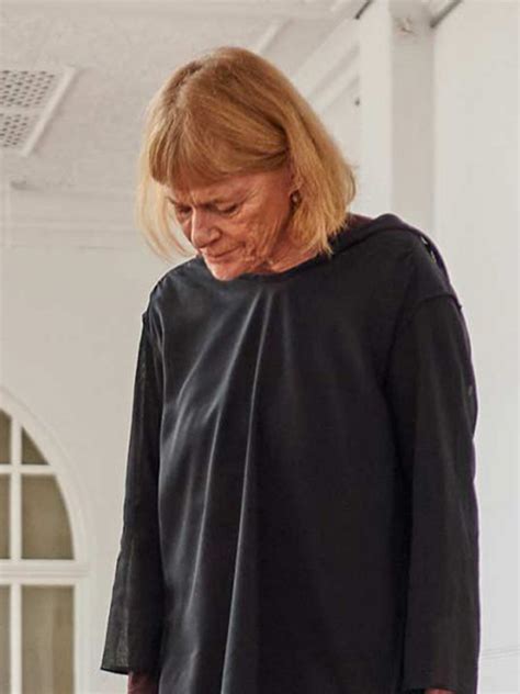 Janet Laurence Apparatus