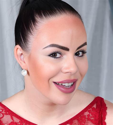 Ambre Aphrodites Wiki Age Boyfriend Net Worth Photos Videos Ethnicity And More