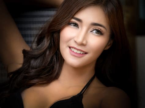 Koko Rosjares Portrait Photography