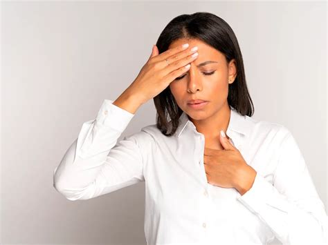 Infarto En Mujeres Síntomas Y Factores De Riesgo Yogimi