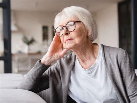 How Seniors Can Combat Holiday Loneliness Episcopal Seniorlife