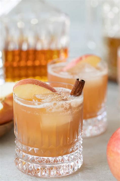 An Easy Apple Crisp Cocktail Artofit